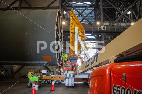 Inside the Vehicle Assembly Building at NASAs Kennedy Space Center in ...