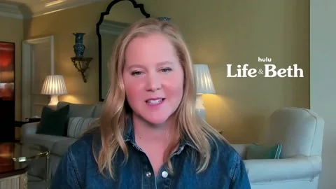 Interview with Amy Schumer, Los Ángeles... | Stock Video | Pond5