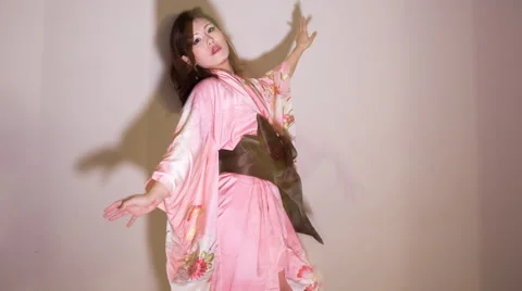 japan kimono gogo dancer cabaret | Stock Video | Pond5