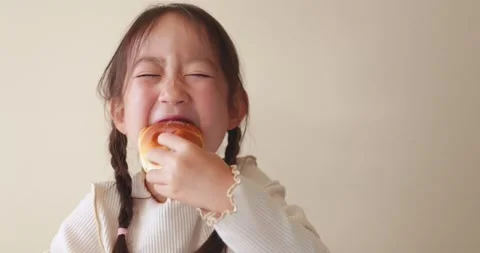 Japanese Girl V Stock Videos – Royalty-Free HD & 4K Videos | Pond5