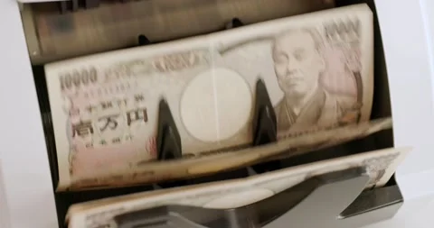 Japanese money banknote on counting mach... | Stock Video | Pond5