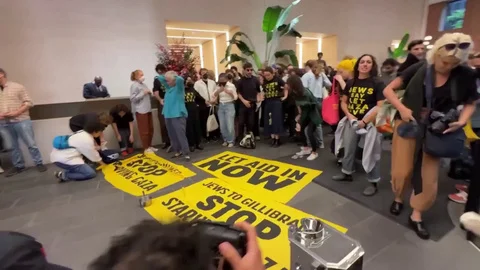 Voice Over Nyc Stock Videos – Royalty-Free HD & 4K Videos | Pond5