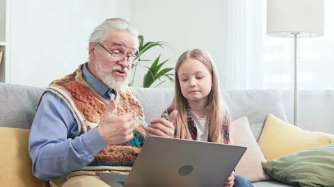 Kind = Pictures Stock Videos – Royalty-Free HD & 4K Videos | Pond5