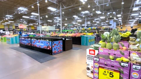 Retail People Stock Videos – Royalty-Free HD & 4K Videos | Pond5