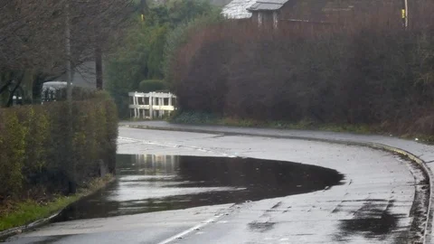 Land Rover splashes large wave driving o... | Stock Video | Pond5