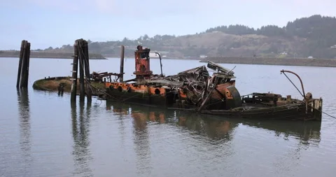 Big Boat Sinking Stock Videos – Royalty-Free HD & 4K Videos