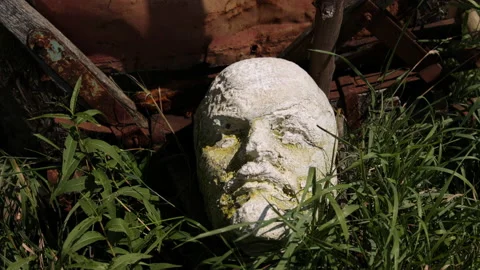 Lenin monument. Lenin's head. Summer. Sc... | Stock Video | Pond5