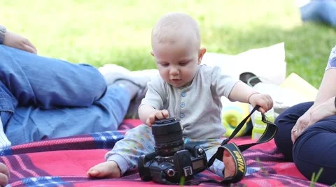 Little Boy Poto Stock Videos – Royalty-Free HD & 4K Videos | Page 3