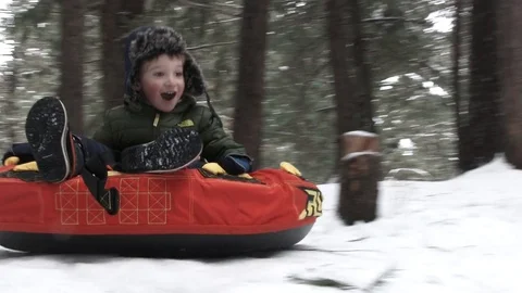 Little Boy Innen Stock Videos – Royalty-Free HD & 4K Videos | Pond5