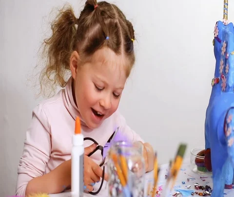 Paper Mache Flowers Stock Videos – Royalty-Free HD & 4K Videos | Page 2