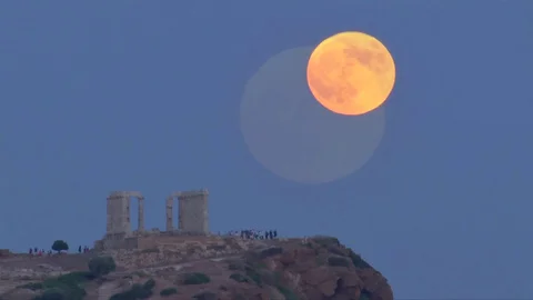 Longest lunar eclipse of century rises a... | Stock Video | Pond5