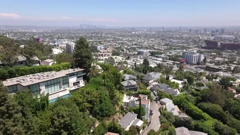 Luxury homes in along the "Bird Streets"... | Stock Video | Pond5