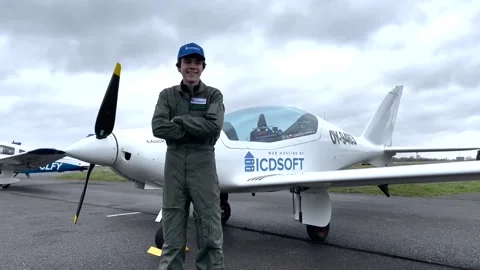 World Record Com Stock Videos – Royalty-Free HD & 4K Videos | Pond5