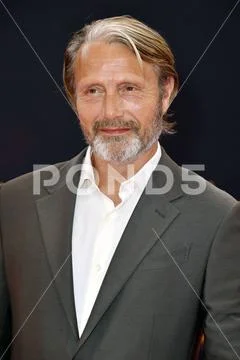 Photograph: Mads Mikkelsen bei der Premiere des Kinofilms Indiana Jones ...