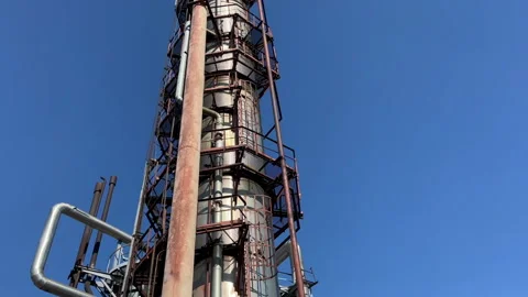 Distillation Column Stock Videos – Royalty-Free HD & 4K Videos | Pond5