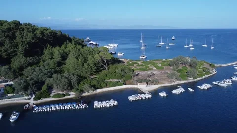 Netflix Location Stock Videos – Royalty-Free HD & 4K Videos | Pond5