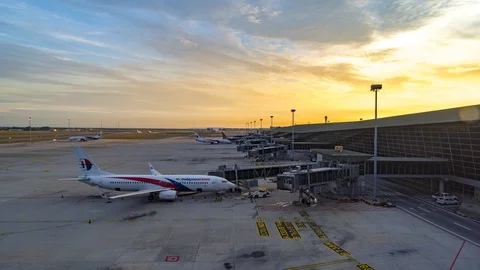 Malaysia Airline Stock Footage ~ Royalty Free Stock Videos | Pond5