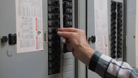 Power Off Stock Videos – Royalty-Free HD & 4K Videos | Pond5