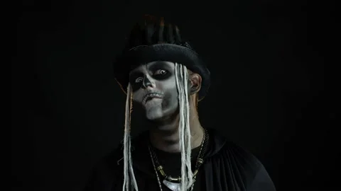 Skull Shaking Head Stock Videos – Royalty-Free HD & 4K Videos