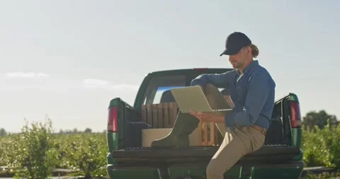 Pickup Making Stock Videos – Royalty-Free HD & 4K Videos