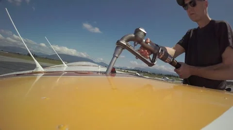 Cessna510 Fueling Stock Videos – Royalty-Free HD & 4K Videos | Pond5