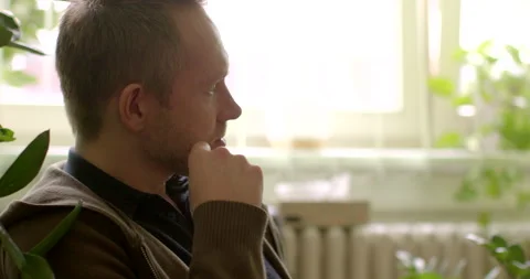 Verballing Nodding Stock Videos – Royalty-Free HD & 4K Videos | Pond5