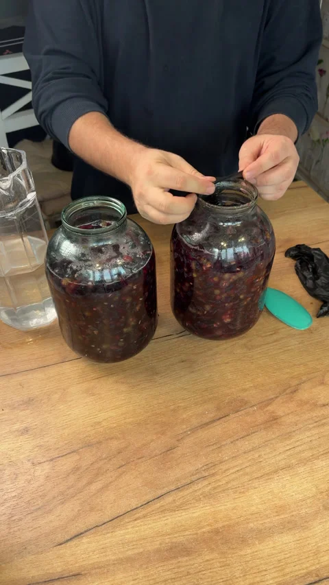 Ru Man Stock Videos – Royalty-Free HD & 4K Videos | Pond5