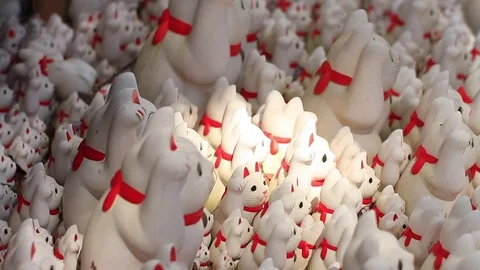 Left 4 Center Stock Videos – Royalty-Free HD & 4K Videos