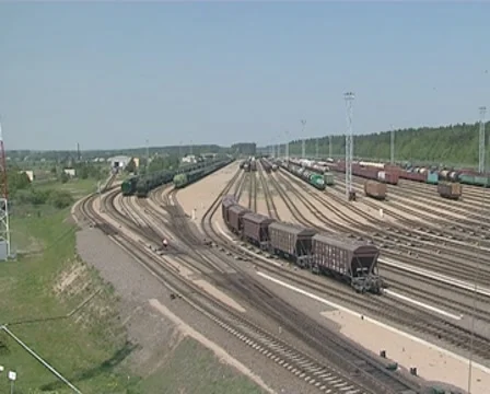 Many trains on the track. Railway statio... | Stock Video | Pond5