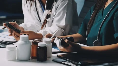 Women Exp Stock Videos – Royalty-Free HD & 4K Videos | Pond5