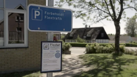 Public For Meeting Stock Videos – Royalty-Free HD & 4K Videos