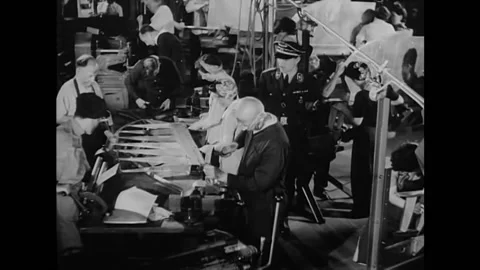 Women Men Together Stock Videos – Royalty-Free HD & 4K Videos | Page 6