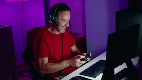 Playing Middle Man Stock Videos – Royalty-Free HD & 4K Videos | Pond5