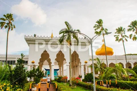 MIRI, SARAWAK, BORNEO, MALAYSIA MARCH 2017: Masjid At-Taqwa mosque with ...