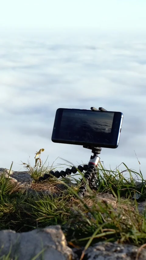 Mobile Screen Time Stock Videos – Royalty-Free HD & 4K Videos | Pond5