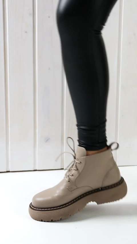 Soles Pose Stock Videos – Royalty-Free HD & 4K Videos | Pond5