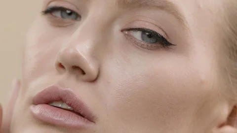 Front Face Model Stock Videos – Royalty-Free HD & 4K Videos | Pond5