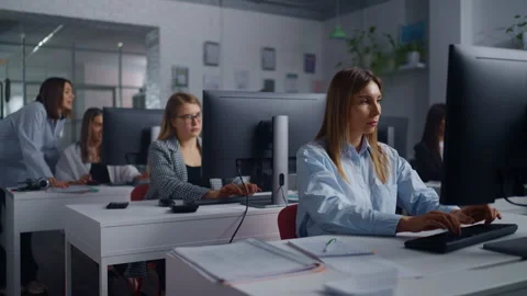 Women In Agency Stock Videos – Royalty-Free HD & 4K Videos | Pond5