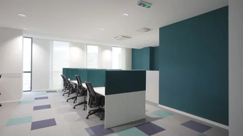 Open Office People Stock Videos – Royalty-Free HD & 4K Videos | Pond5