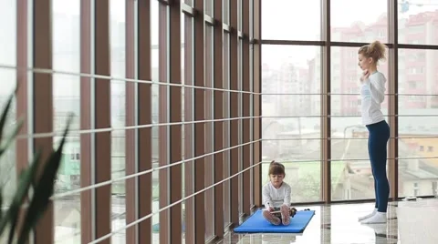 Mom Club Show Stock Videos – Royalty-Free HD & 4K Videos | Pond5