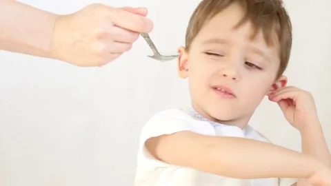 Mom Tries L Stock Videos – Royalty-Free HD & 4K Videos | Pond5