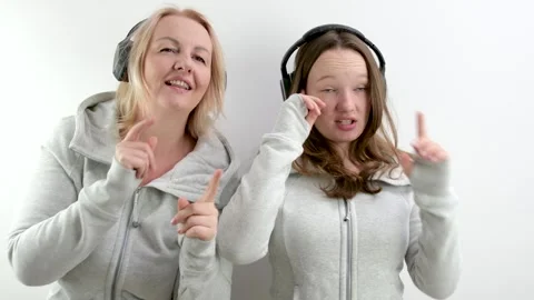 The Song Wave Stock Videos – Royalty-Free HD & 4K Videos | Pond5