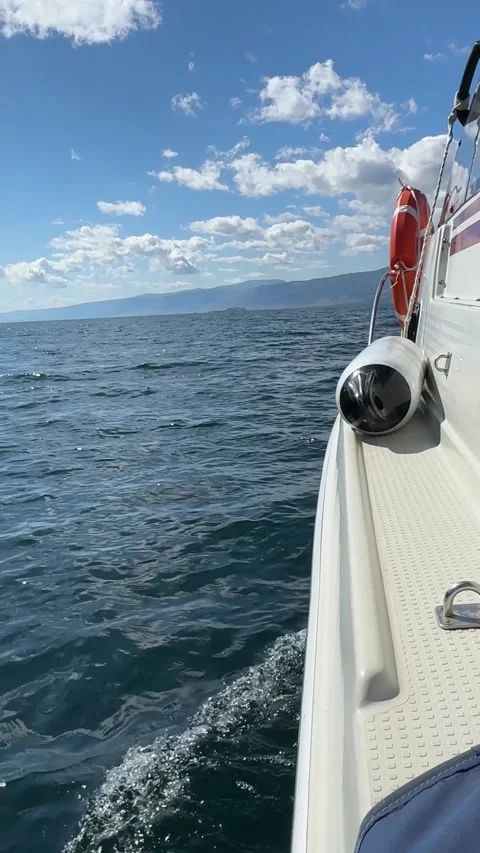 Creating Waves Stock Videos – Royalty-Free HD & 4K Videos | Page 3