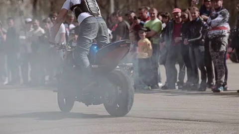 Motorcycle Rev Stock Videos – Royalty-Free HD & 4K Videos