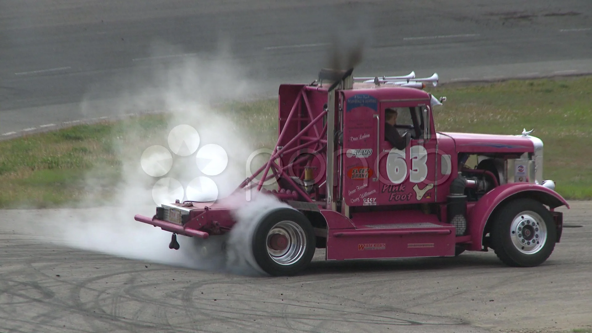 Drag Racing Semi Trucks