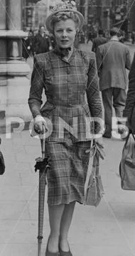 Photograph: Mrs Diana Wicks Divorce Story. (for Full Caption See ...