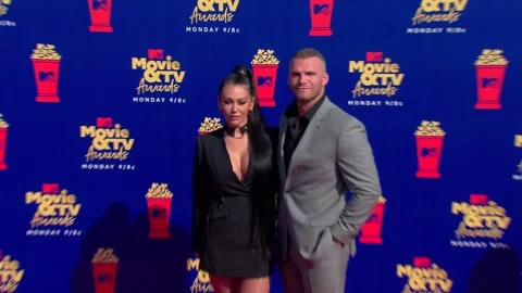 Movie Tv Awards Stock Videos – Royalty-Free HD & 4K Videos