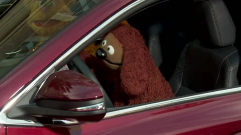 Muppets Most Wanted Car Muppets Hit The Red Carpet