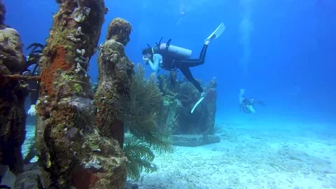 MUSA Underwater Museum of Isla Mujeres a... | Stock Video | Pond5