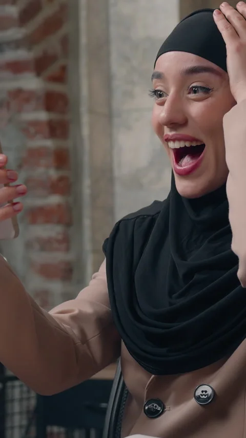 Phone Victory Stock Videos – Royalty-Free HD & 4K Videos | Page 3